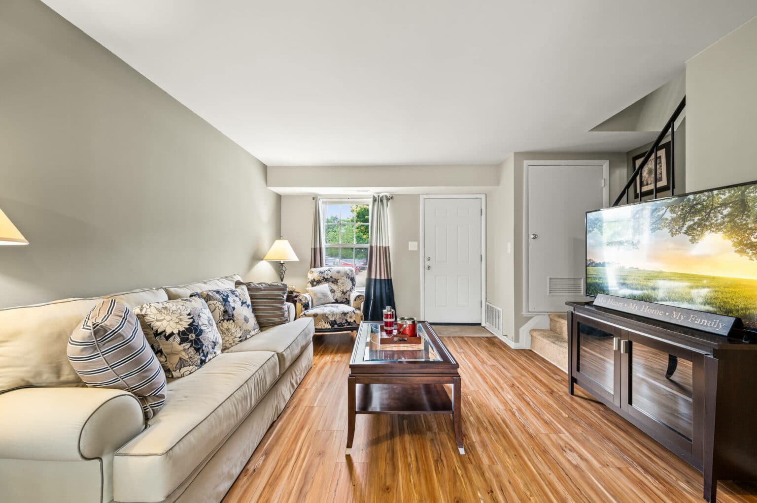 Photos of Apartments & Amenities | Commons at White Marsh